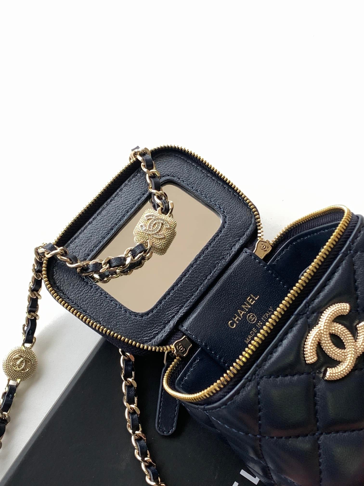 Chanel Bag - RICHARD